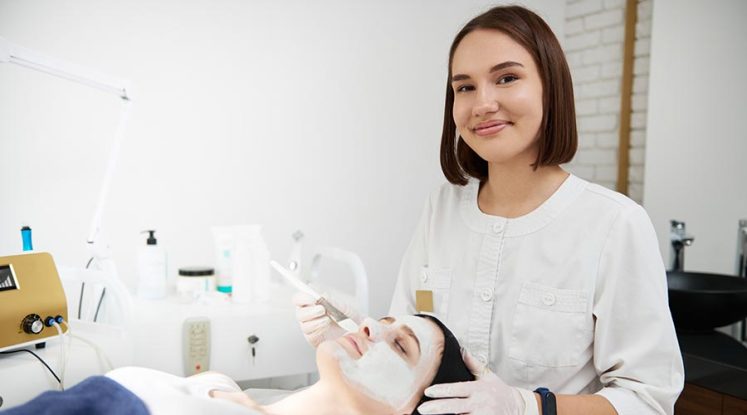 What can I expect to learn in Esthetician school? | The Beauty Institute